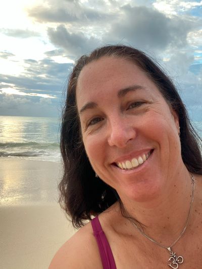 Les professeurs | Studio Diva Yoga (+ de 3000 vidéos)